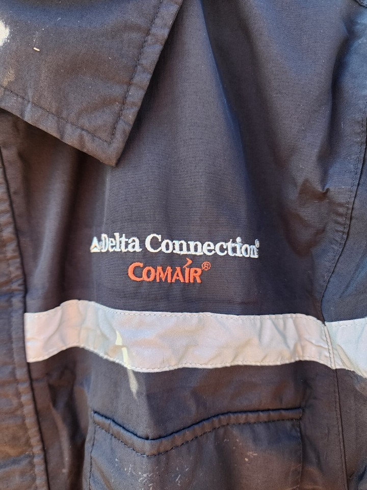 Delta Comair Connection Employee M Reflective Jacket Coat Airlines ...
