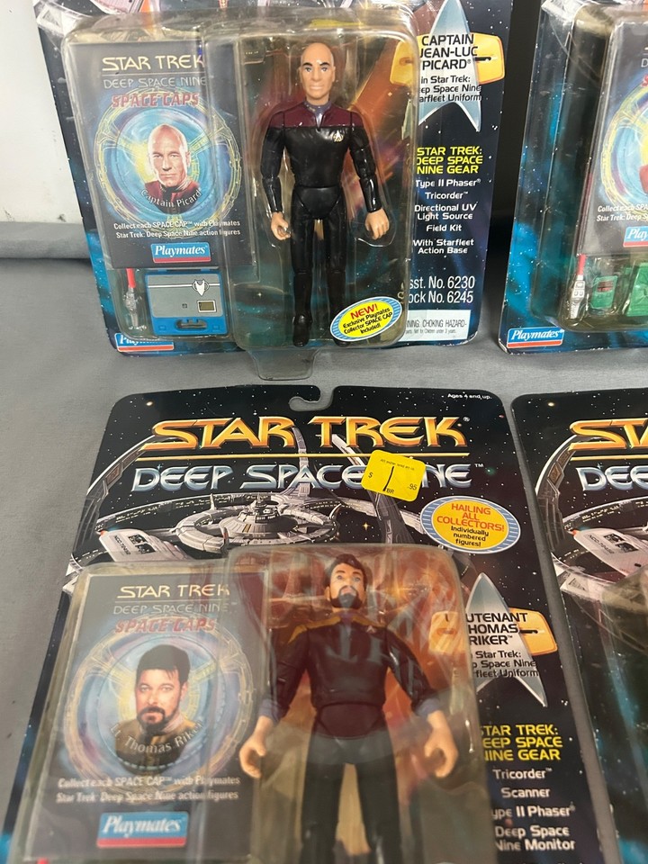 Star Trek Action Figure Lot of 8 Sealed In Original Packaging with 2 ...