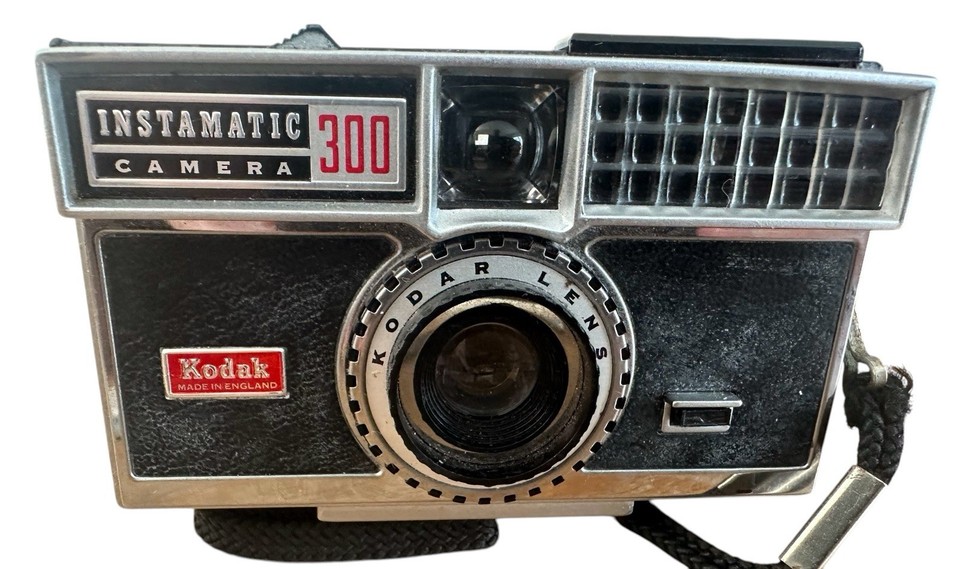 Kodak Pocket Instamatic 300 camera outfit boxed With Instructions Mint ...