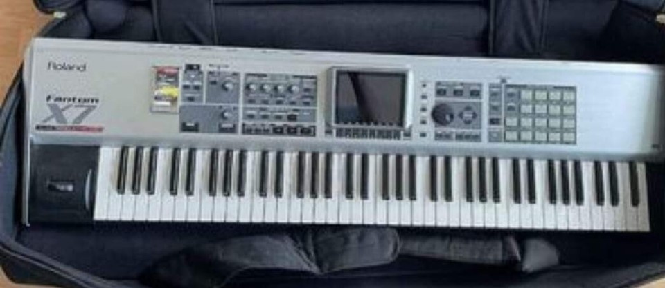 Roland Fantom-X7 76-Key Keyboard Workstation 2004 - 2008 - Silver | eBay