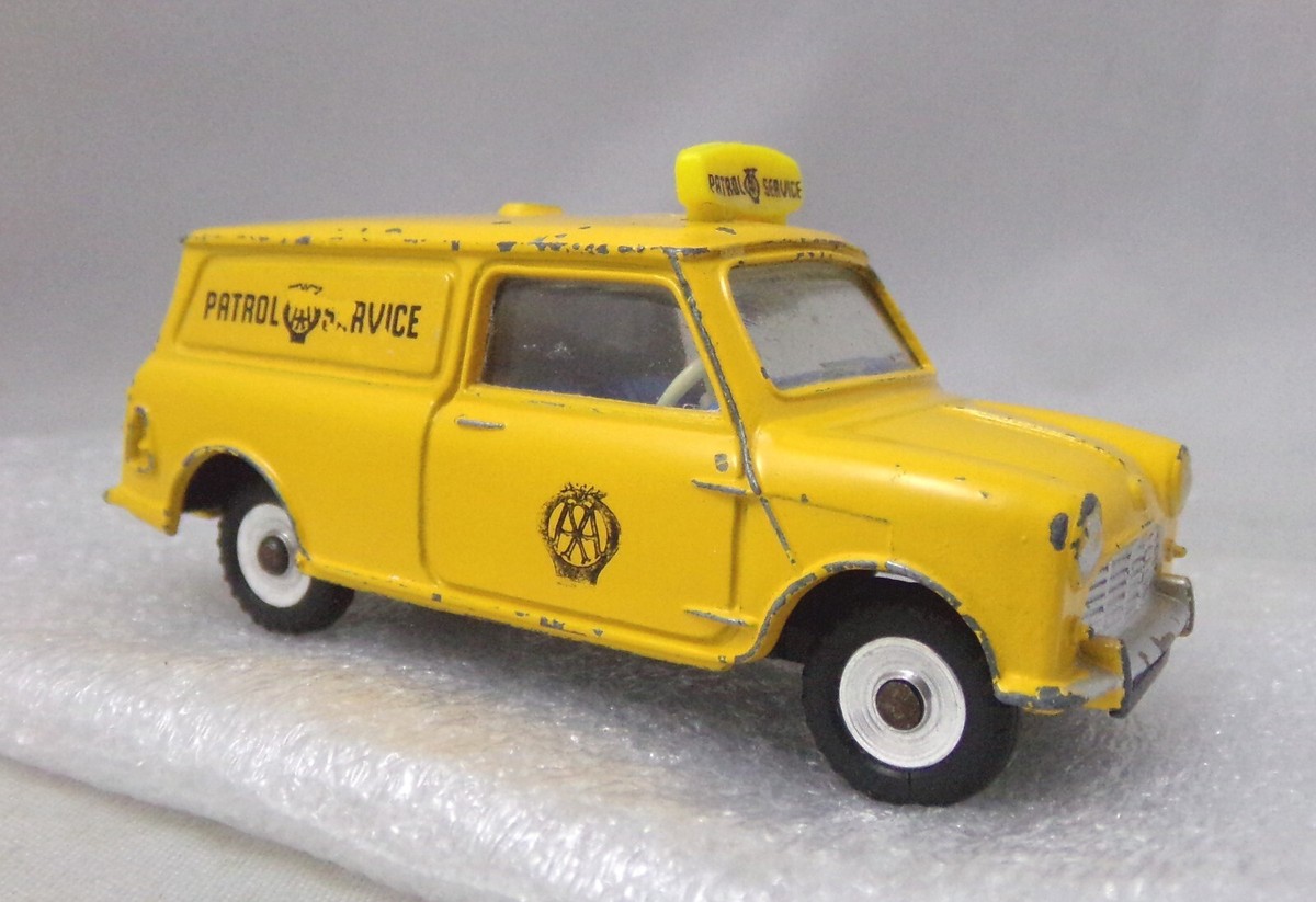 DINKY TOYS A.A. MINI VAN 274 ロードサービスミニバン（DINKY 274 MINI MINOR AA VAN）