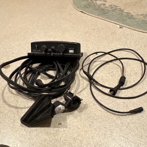 Garmin LiveScope System with LVS32 Transducer and GLS10 Box ...