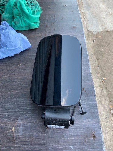 2010 Mercedes Benz C Class W204 SALOON Fuel Flap Cap Cover Black040 ...