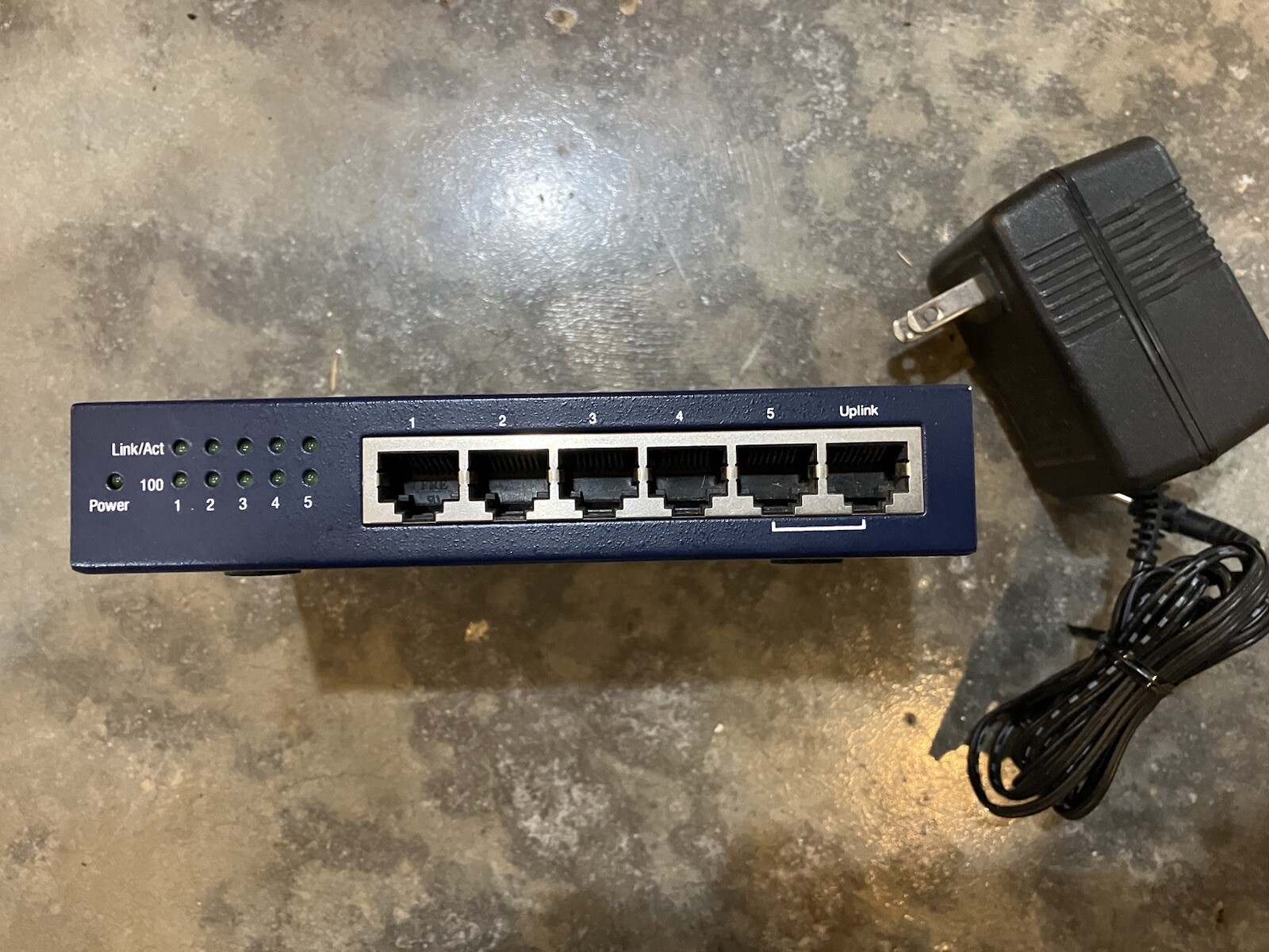 Linksys Nh1005 5 Port Fast 10/100 Ethernet Home Office Network Hub V2 ...