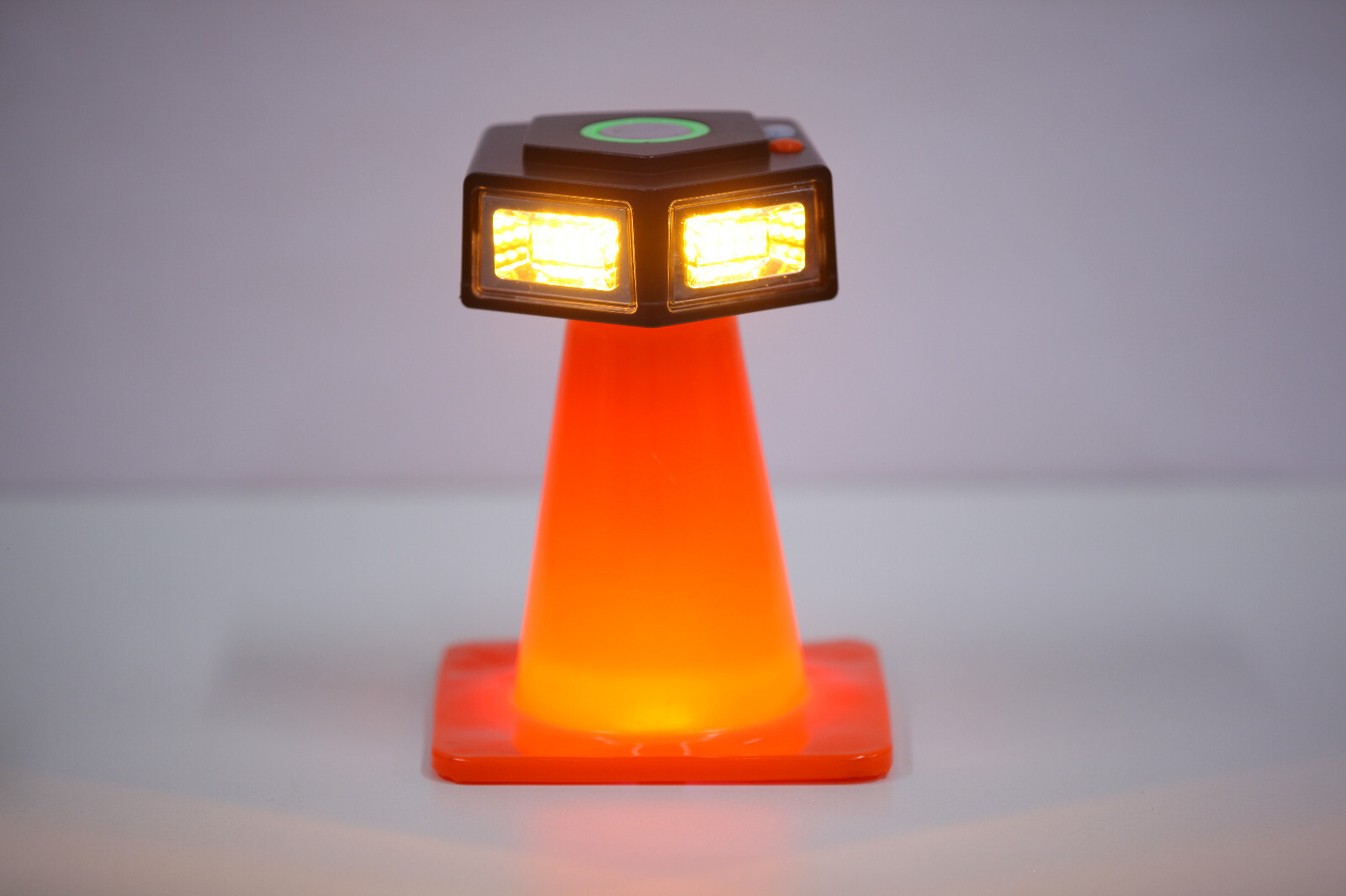 🔥 5x six-inch Traffic Cones w/ metal Cone Top Adapters for iZonus LED ...