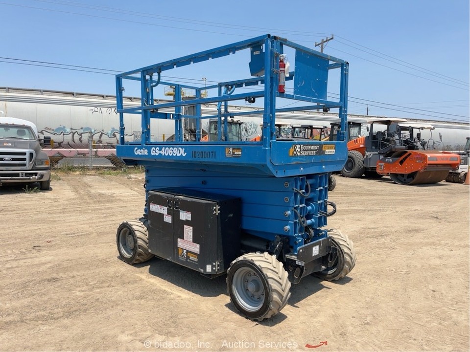 2016 Genie GS4069 DC 40' Electric Scissor Lift Manlift Aerial Platform ...