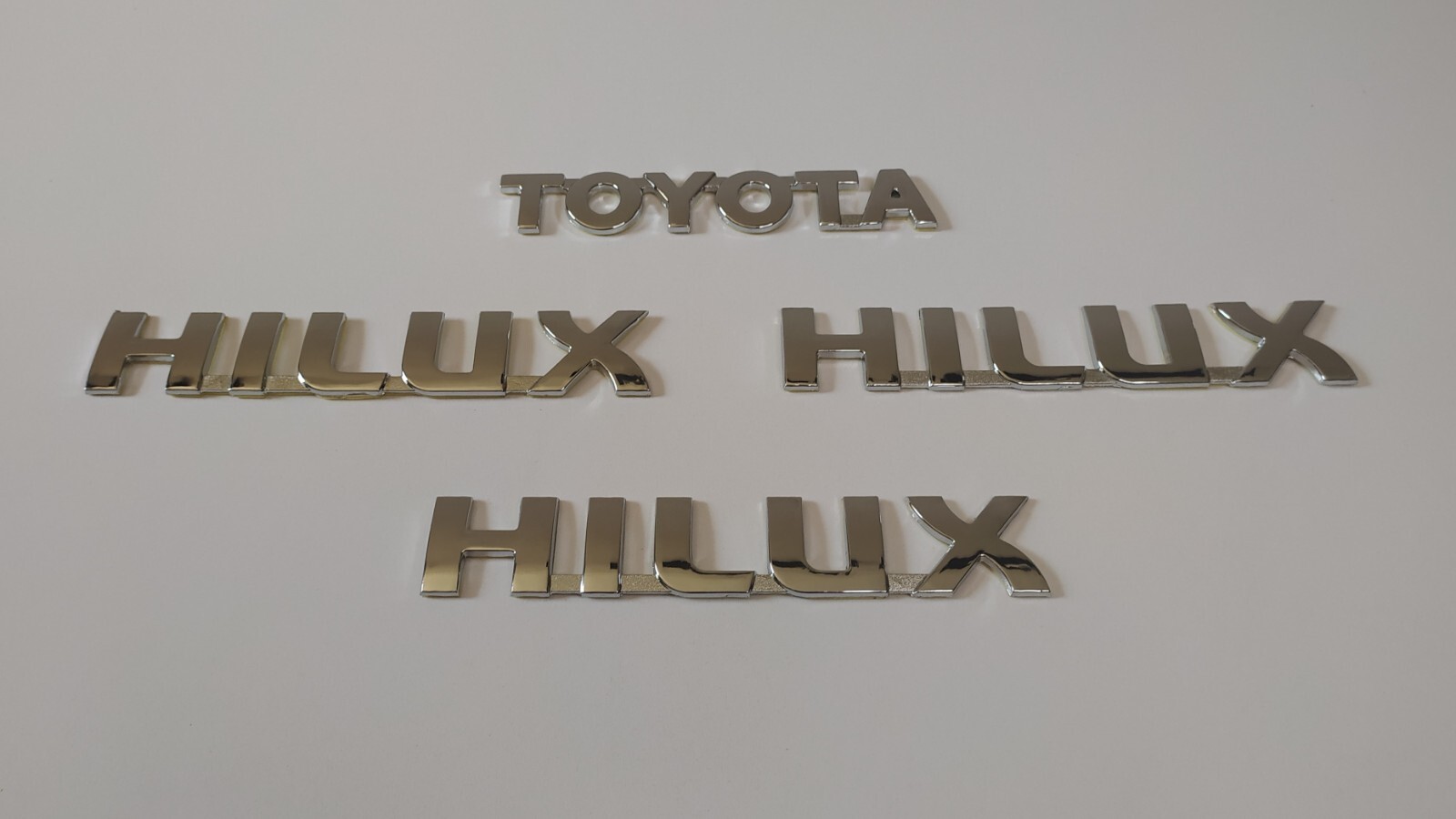 Fits Toyota HILUX FOR TOYOTA VIGO MK6 MK7 2005-2015 set EMBLEMS BADGES ...