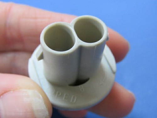 Delphi 12110053 Qty of 50 per Lot 2 Way Light Gray Lamp Socket Wedge ...
