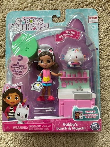 New Gabby’s Dollhouse Lunch and Munch Kitchen Set with 2 Toy Figures ...