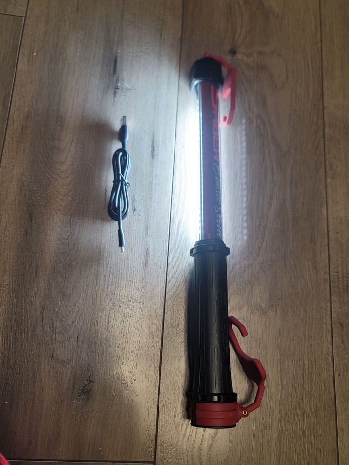 ATD SABER 500 Lumen Rechargeable Classic LED Tube Light w/Magnets ...