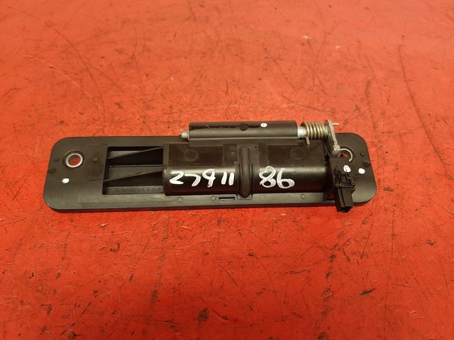 MERCEDES Ml W164 Tailgate Trim Moulding Garnish 1647400893 online ...