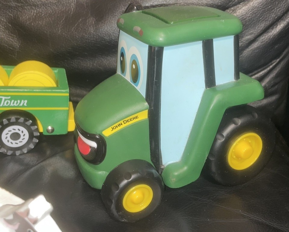 JOHN DEERE PUSH AND ROLL JOHNNY TRACTOR WITH LITTLE TOWN WOODEN TRACTOR ...
