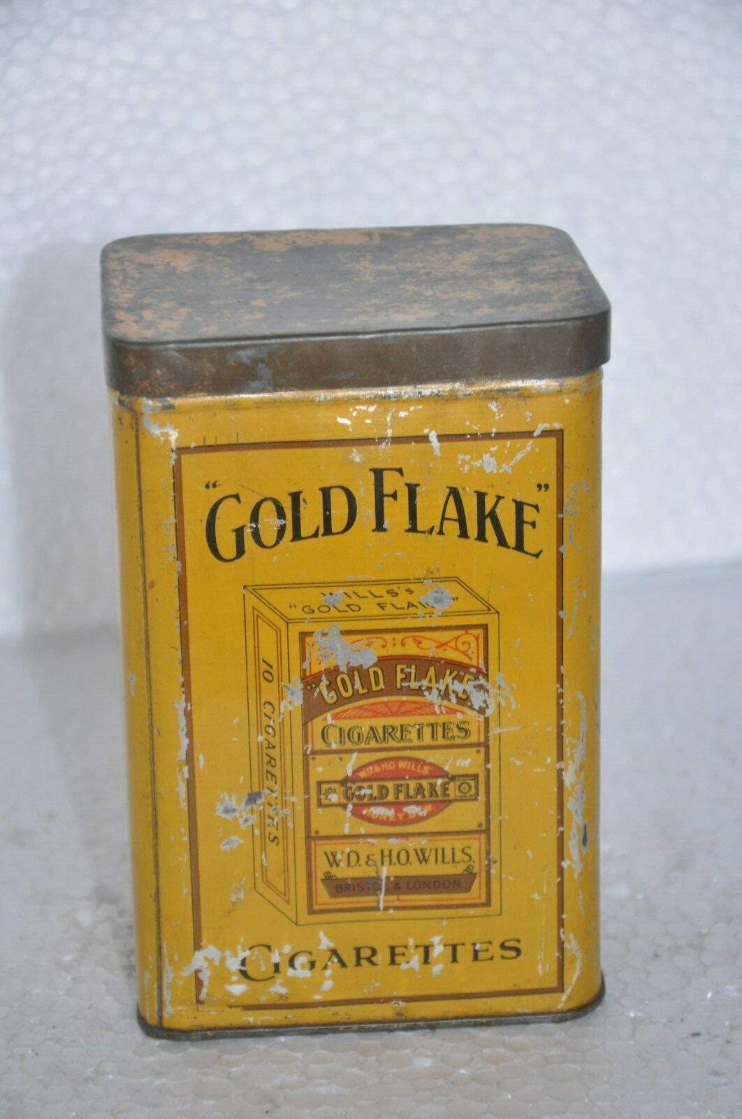 Gold Flake Cigarettes