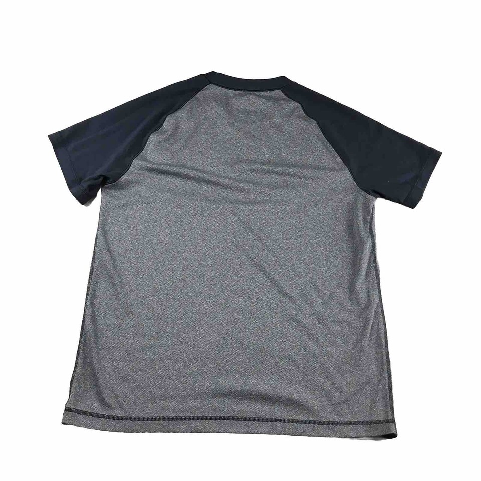 Speedo Shirt Mens Medium Gray Short Sleeves Lightweight Tee | eBay