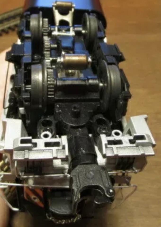 LIONEL LEGACY WESTERN PACIFIC GP35 DIESEL ENGINE! O SCALE TRAIN WP GP ...