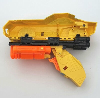 Transformers Robots in Disguise Blaster Bumblebee Transforms into a Car ...