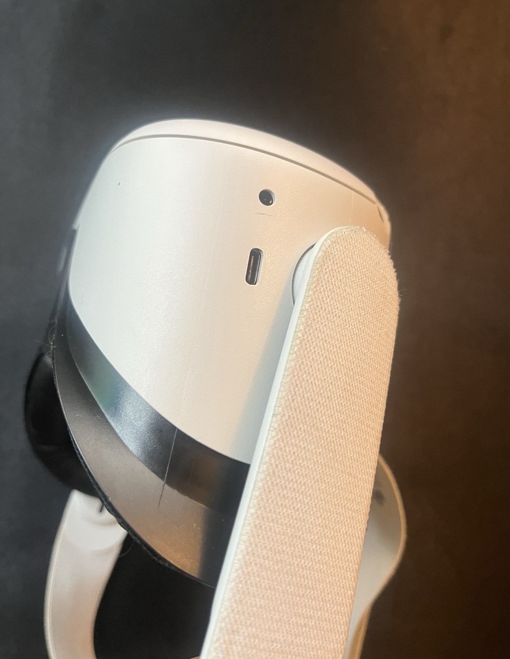 Oculus Meta Quest 2 128 GB VR Headset ONLY No Controllers - White - OEM ...