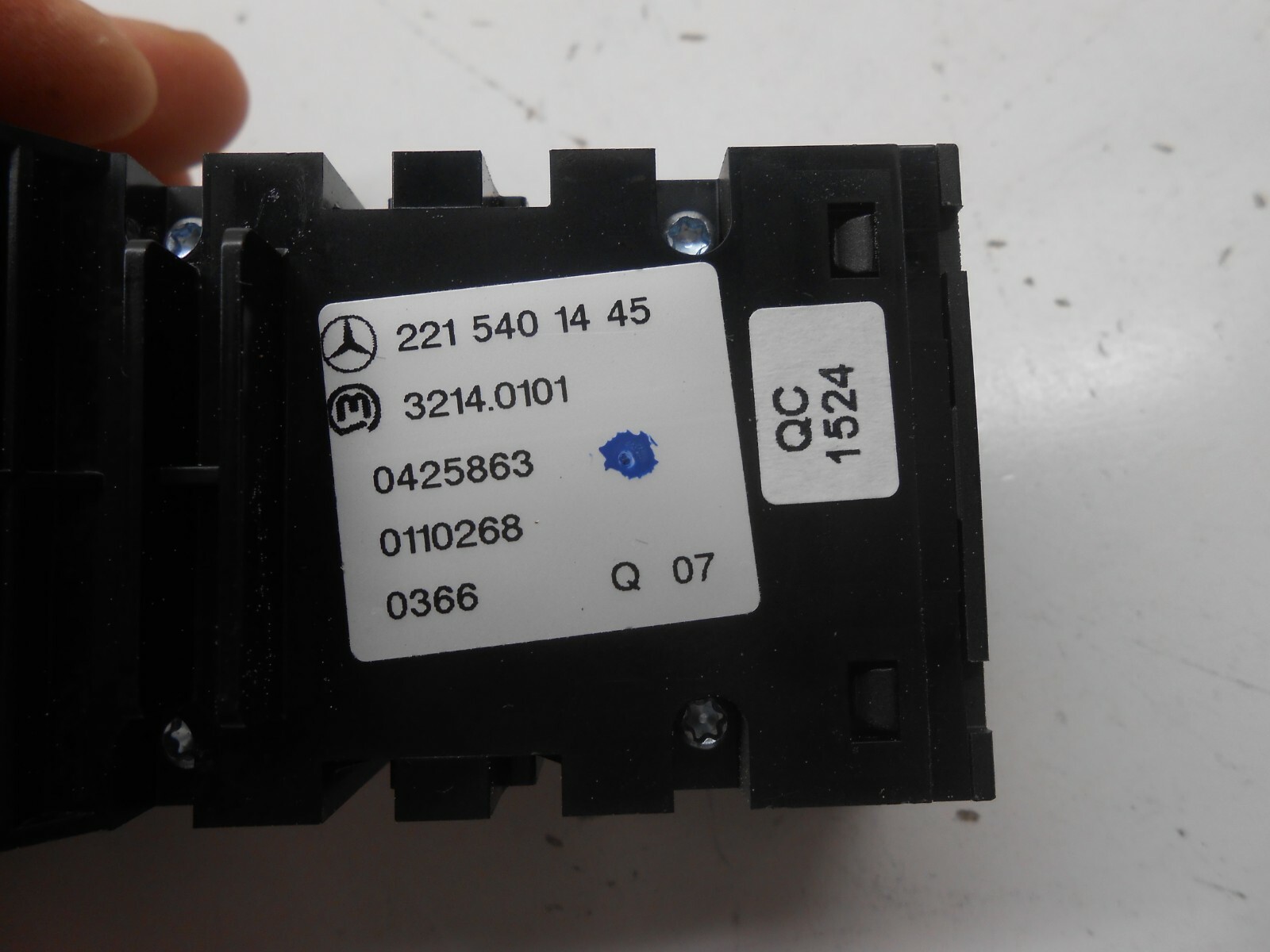 MERCEDES PARKING BRAKE HANDLE SWITCH BLACK 2215401445 SD0044 | eBay