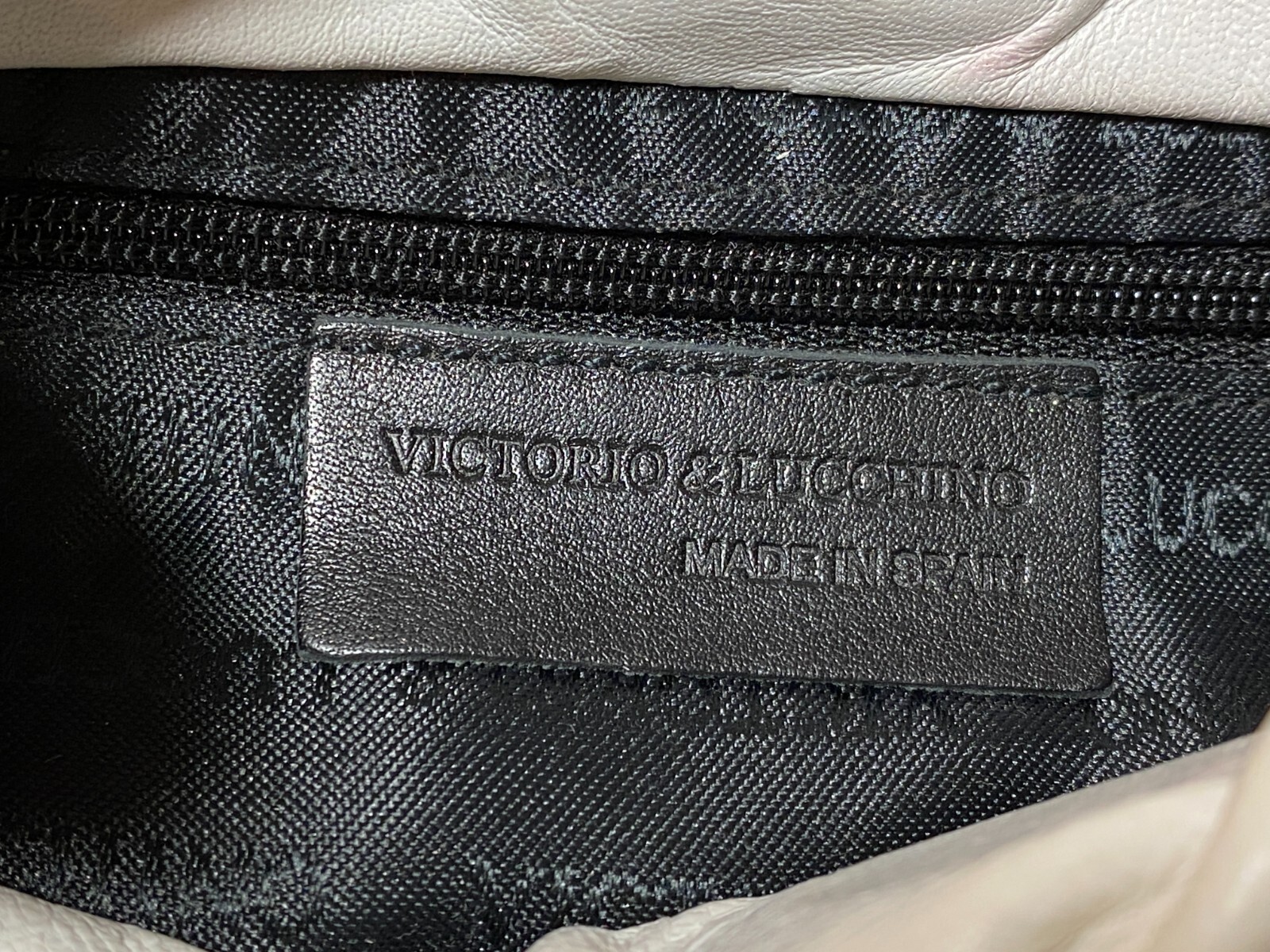 Used - Bag VICTORIO & LUCCHINO Bolso pequeño - 26 x 13 cm White ...