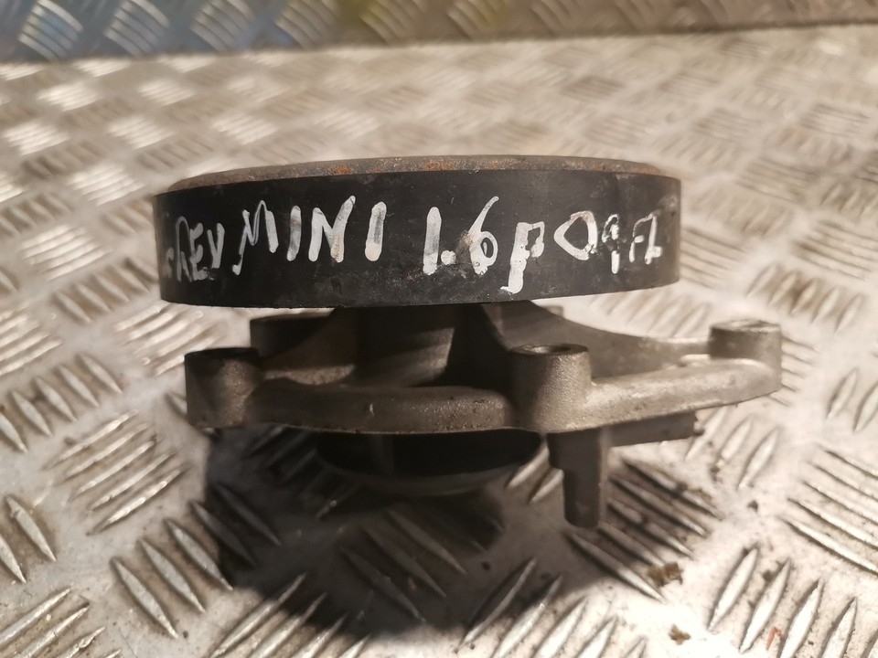 MINI COOPER R56 1.6 petrol Water Pump 7545958 | eBay