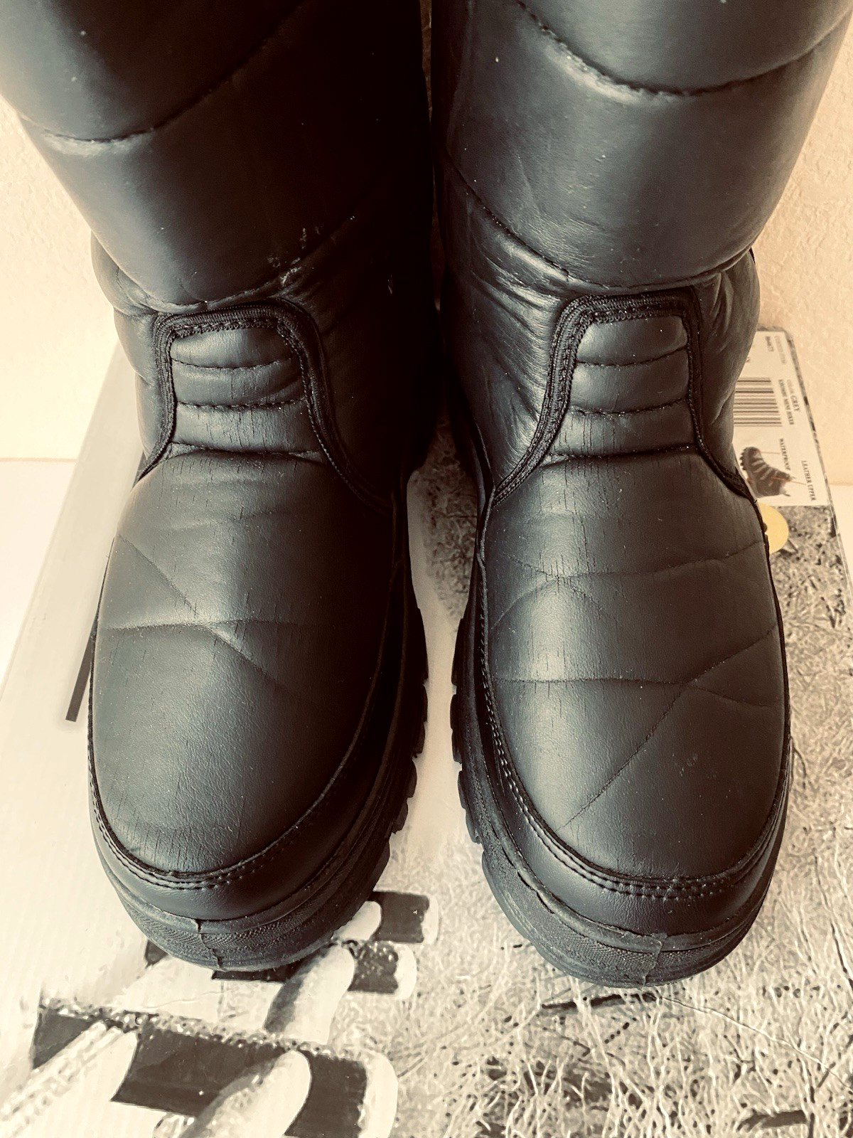 WFS SNOW BOOTS Men Size 9 Black Faux Fur Lining Hook-and-Loop Non-Skid ...