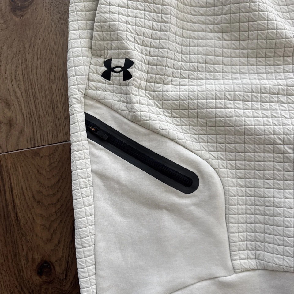 NWT Under Armour Mens Unstoppable Fleece Grid Joggers 1386544-110 $110 ...