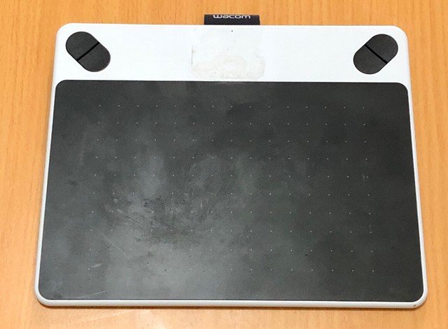 Wacom Intuos Black CTL-490 Pen & Touch Drawing Tablet Graphics Small ...