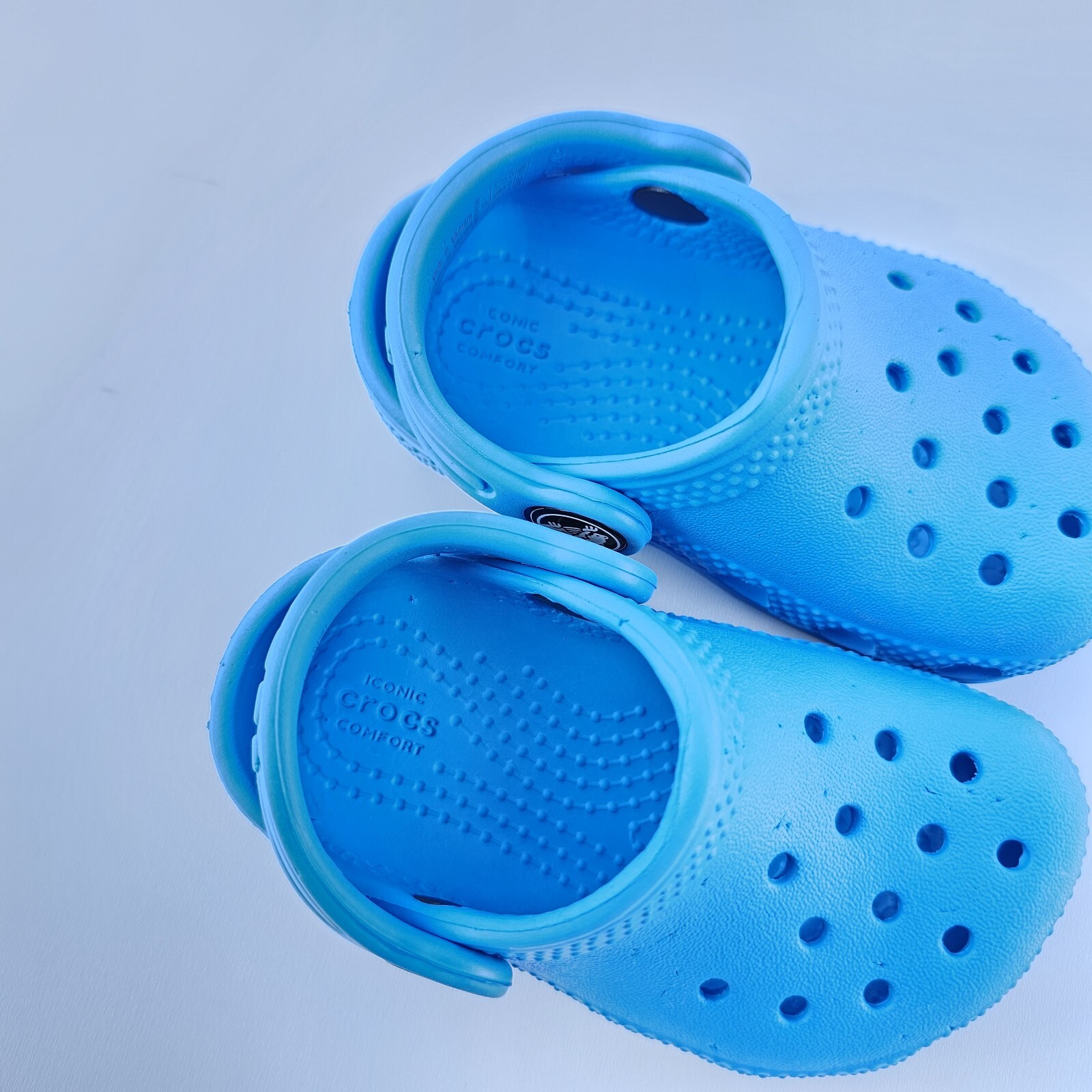 Blue Crocs - Toddler Size 4 | eBay