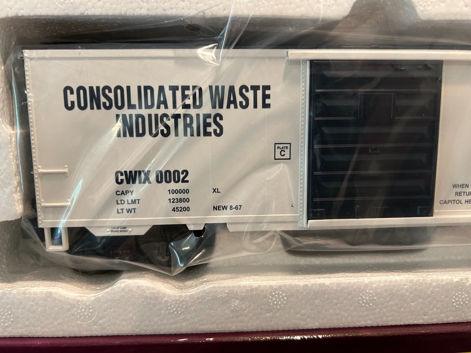 MTH 20-93155 Consolidated Waste Ind.(#0002) Boxcar NIB | eBay