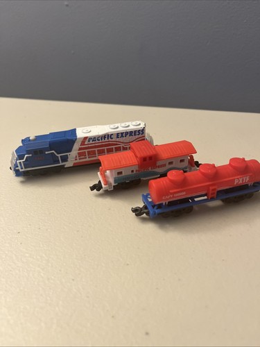 2018 Jakks Pacific Toy Train Pacific Express Train Locomotive Engine ...