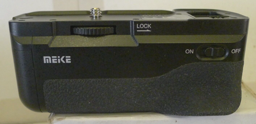 Meike Remote Control Battery Pack MK-A6300 Pro for Sony A6300 Camera ...