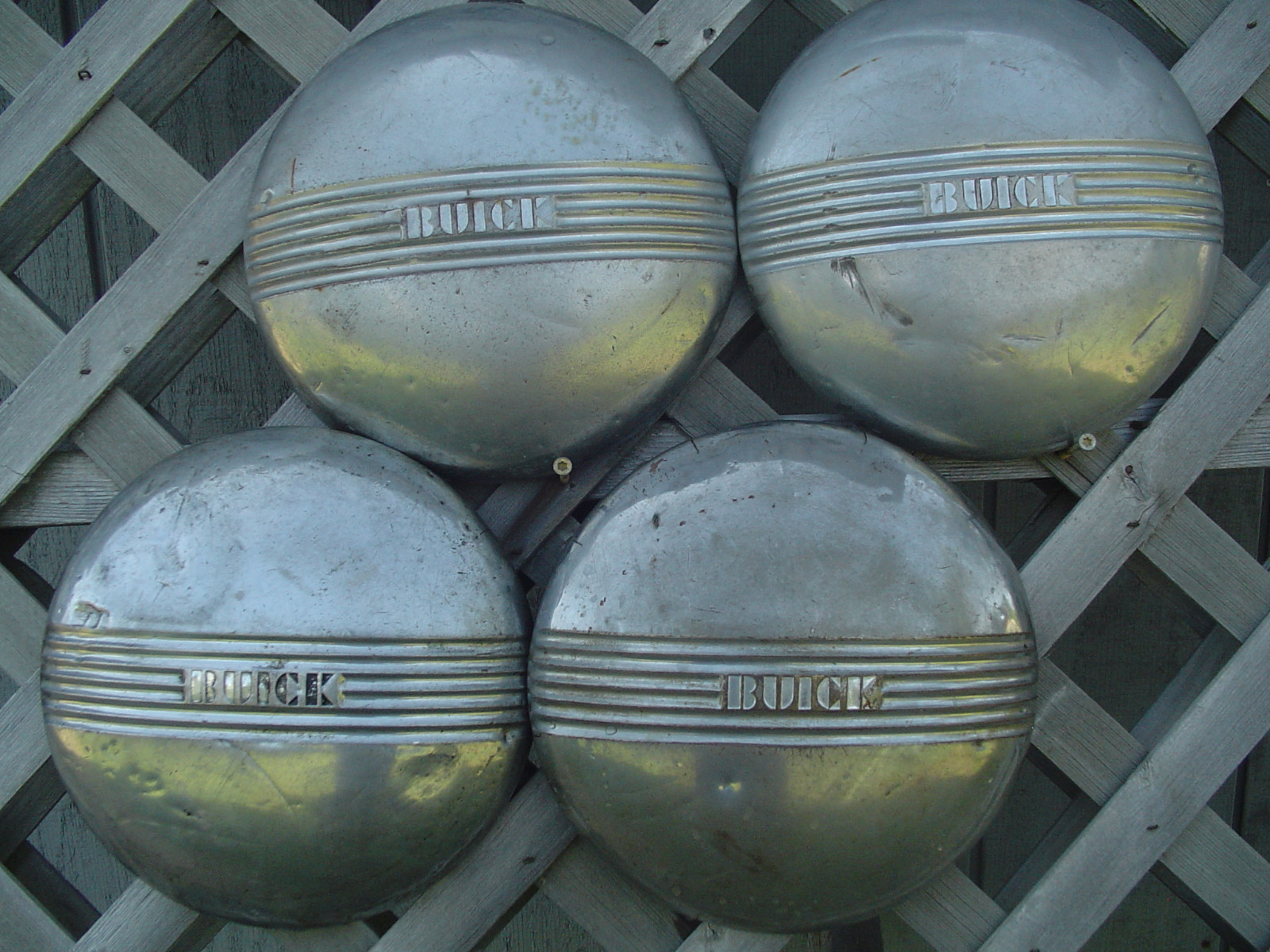 BUICK ROADMASTER SPECIAL SKYLARK CENTURY HUBCAPS WHEEL COVERS CENTER ...