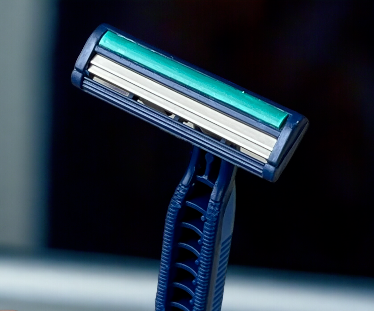 Flash Disposable Razors for Men 2 Blade 40-Pack Sensitive Skin Shave ...