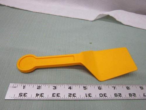 Cricket Yellow Spatula Scraper Flipper Utensil Stove Cook Grill Part ...
