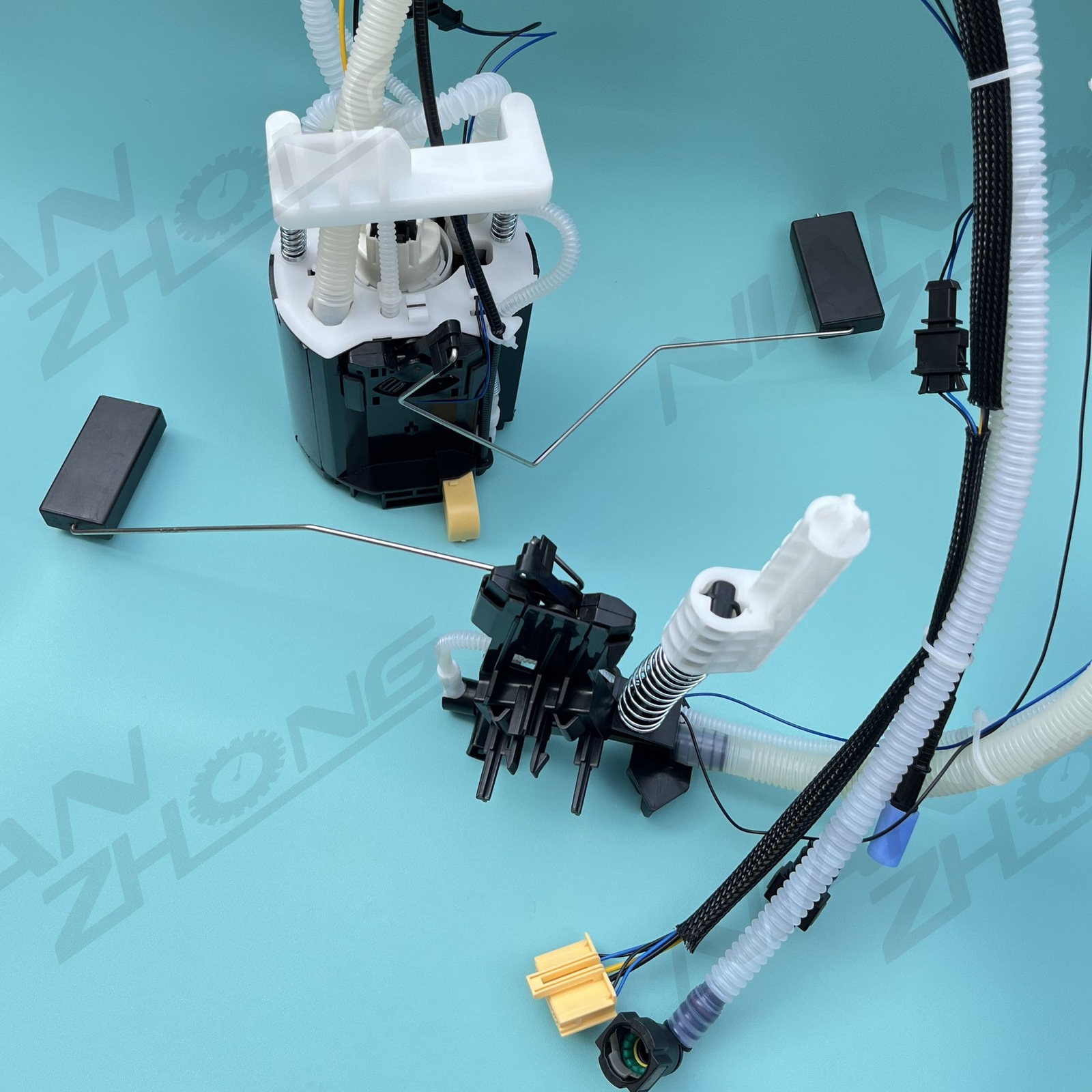 Fuel Pump Assembly LR015179 For Land Rover Range Rover III 3.6D 02-12 ...