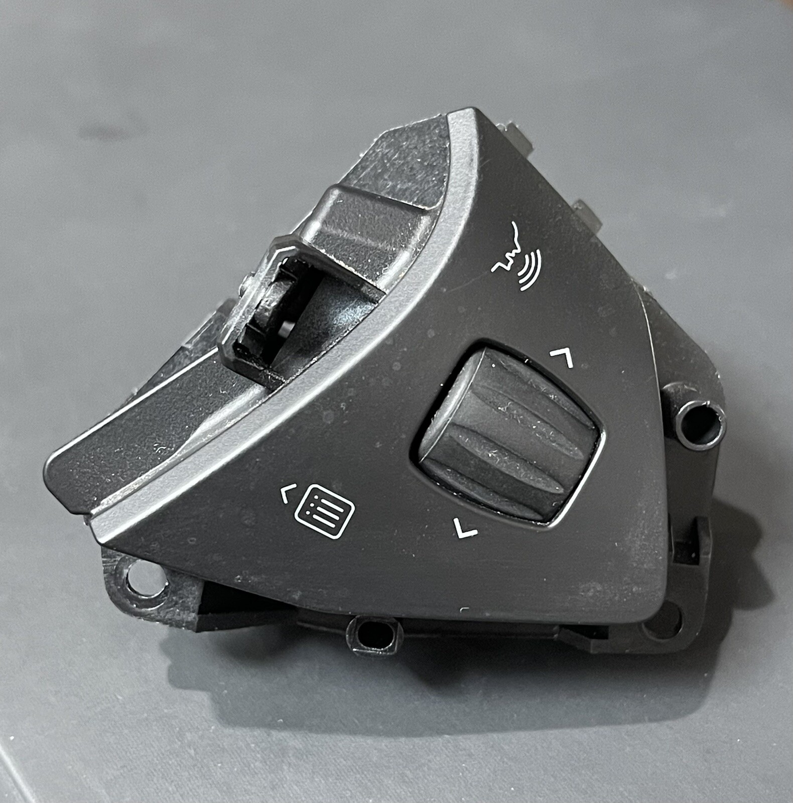 Tesla Model S 2012-2016 STEERING WHEEL- SCROLL WHEEL BUTTON RIGHT ...