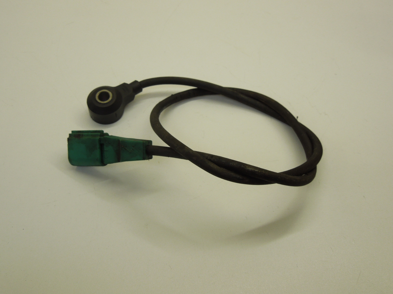 Audi A4 B6 4 Cylinder Petrol Knock Sensor Green Plug 07D905377 | eBay