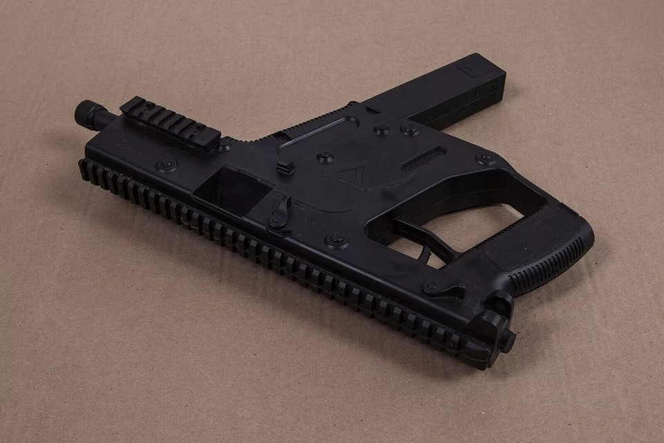 ‘Total Recall’ Screen Used Authentic Original Movie Dummy Gun Prop with ...