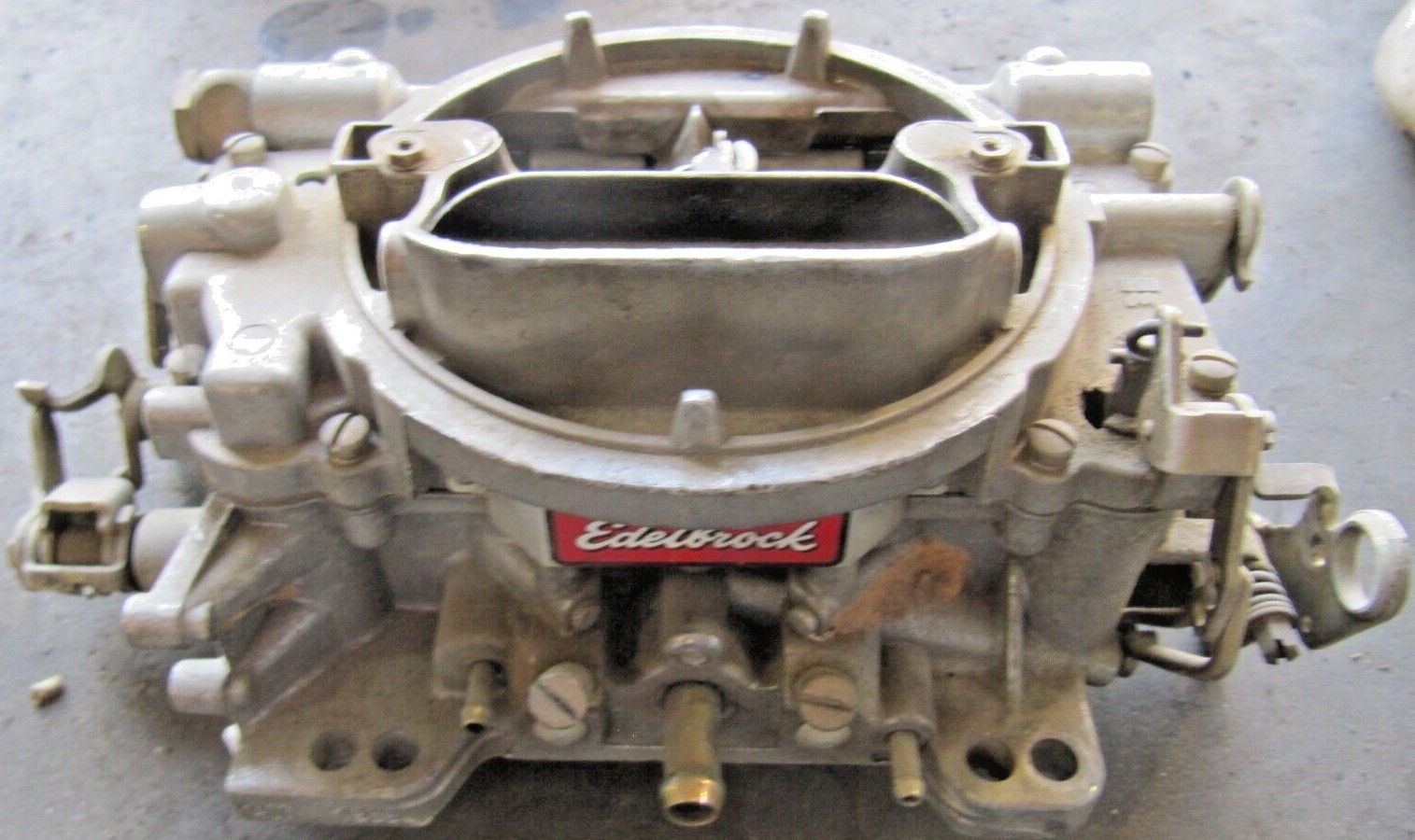 EDELBROCK 1406 600CFM 4BBL CARBURETOR + ELECTRIC CHOKE + ORIGINAL BOX ...
