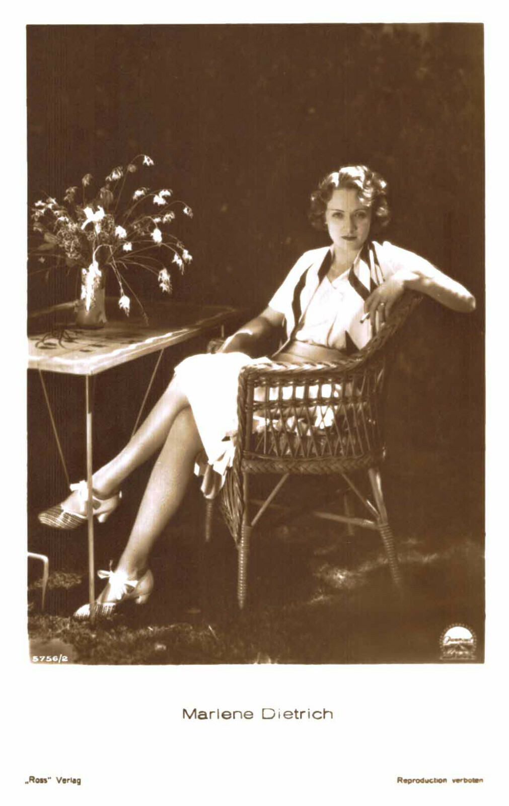 Marlene Dietrich Original Ross Postcard No. 7294 B | eBay