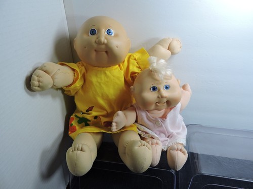 Cabbage Patch Kids set of two dressed 1982 | eBay
