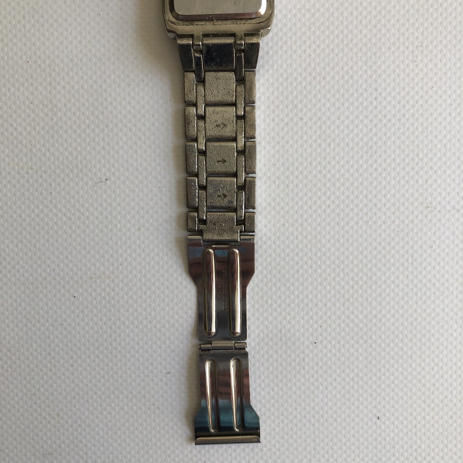 EMBASSY DIAMOND QUARTZ Wrist Watch Mens | eBay