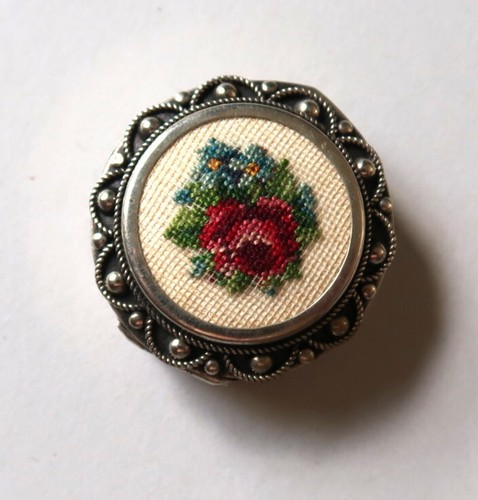 *Vintage 3.4cm Wide Austrian Hand Embroidered Petit Point Pill Box ...