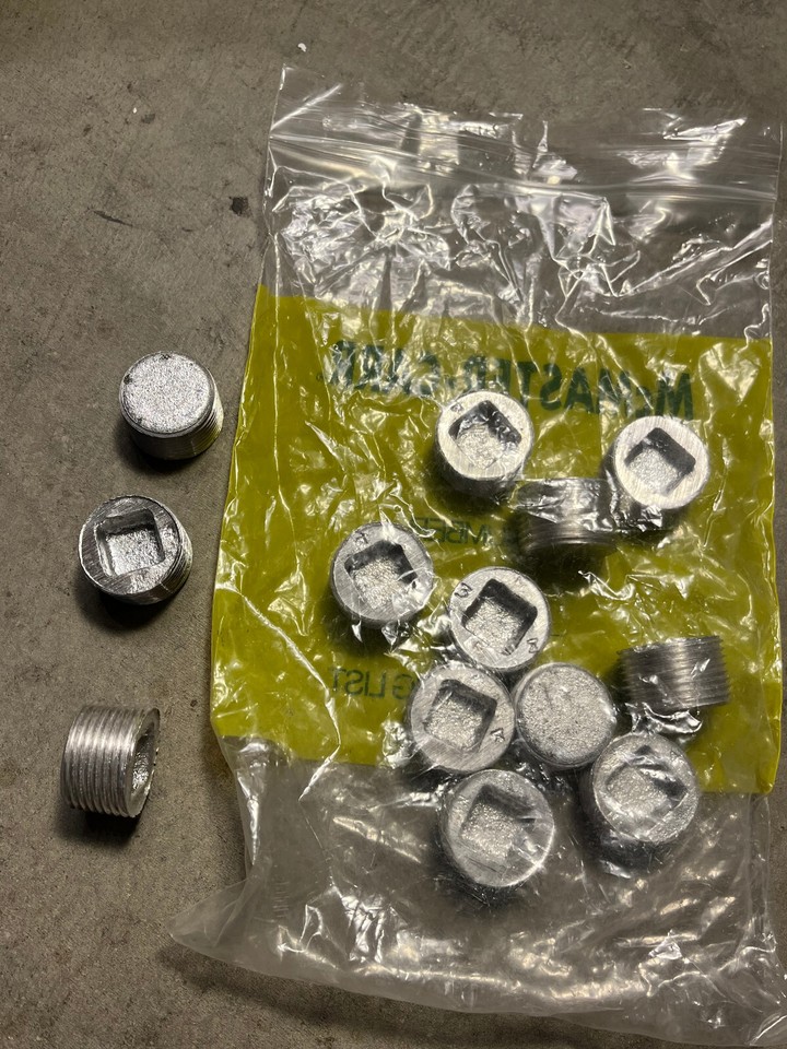 Lot of Square Drive Alumnium NPT Plugs 3/4", 1", 1 1/2" Recessed NPT ...