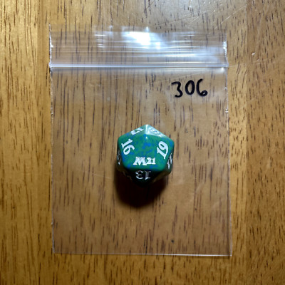 🎲 MTG d20 Spindown 20-sided Life Counter die dice - Core Set 2021 M21 ...