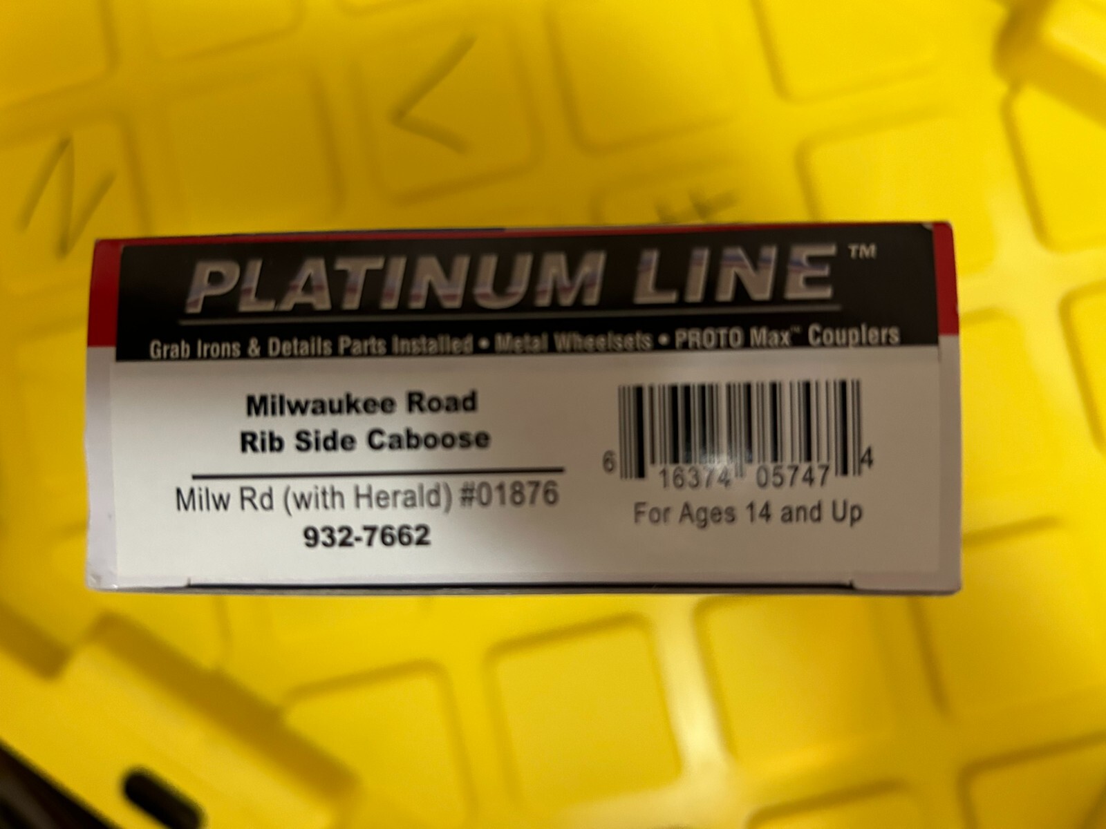 Walthers HO Platinum Line Milwaukee Road Rib Side Caboose NIB | eBay