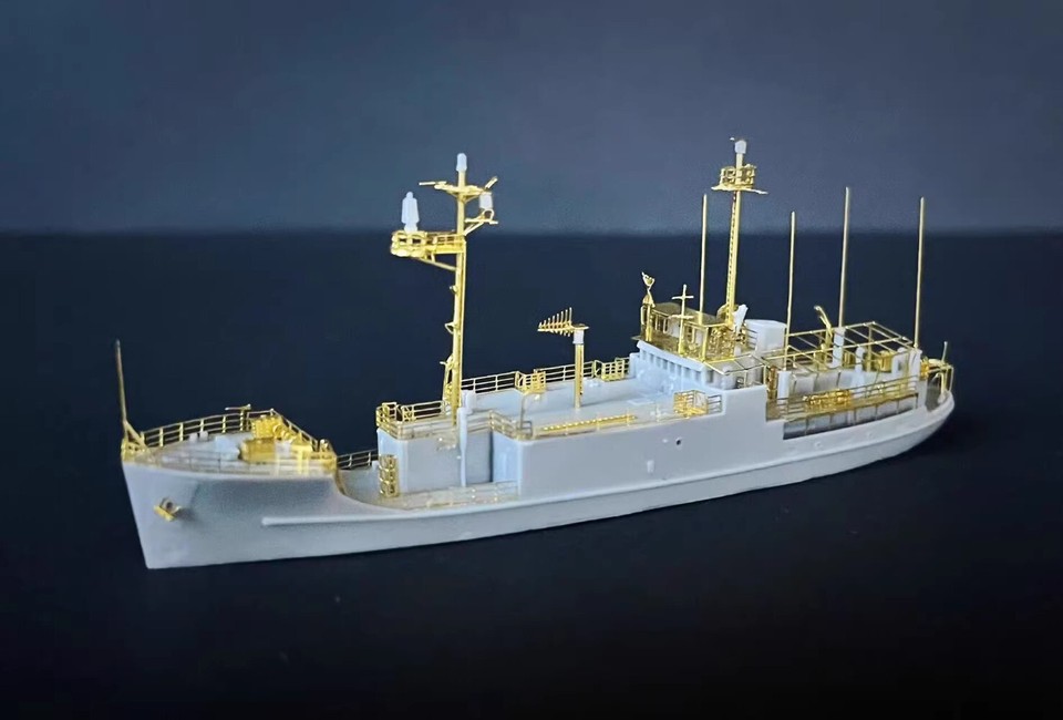 1/700 The U.S. Navy technical research ship (Navy intelligence)USS ...