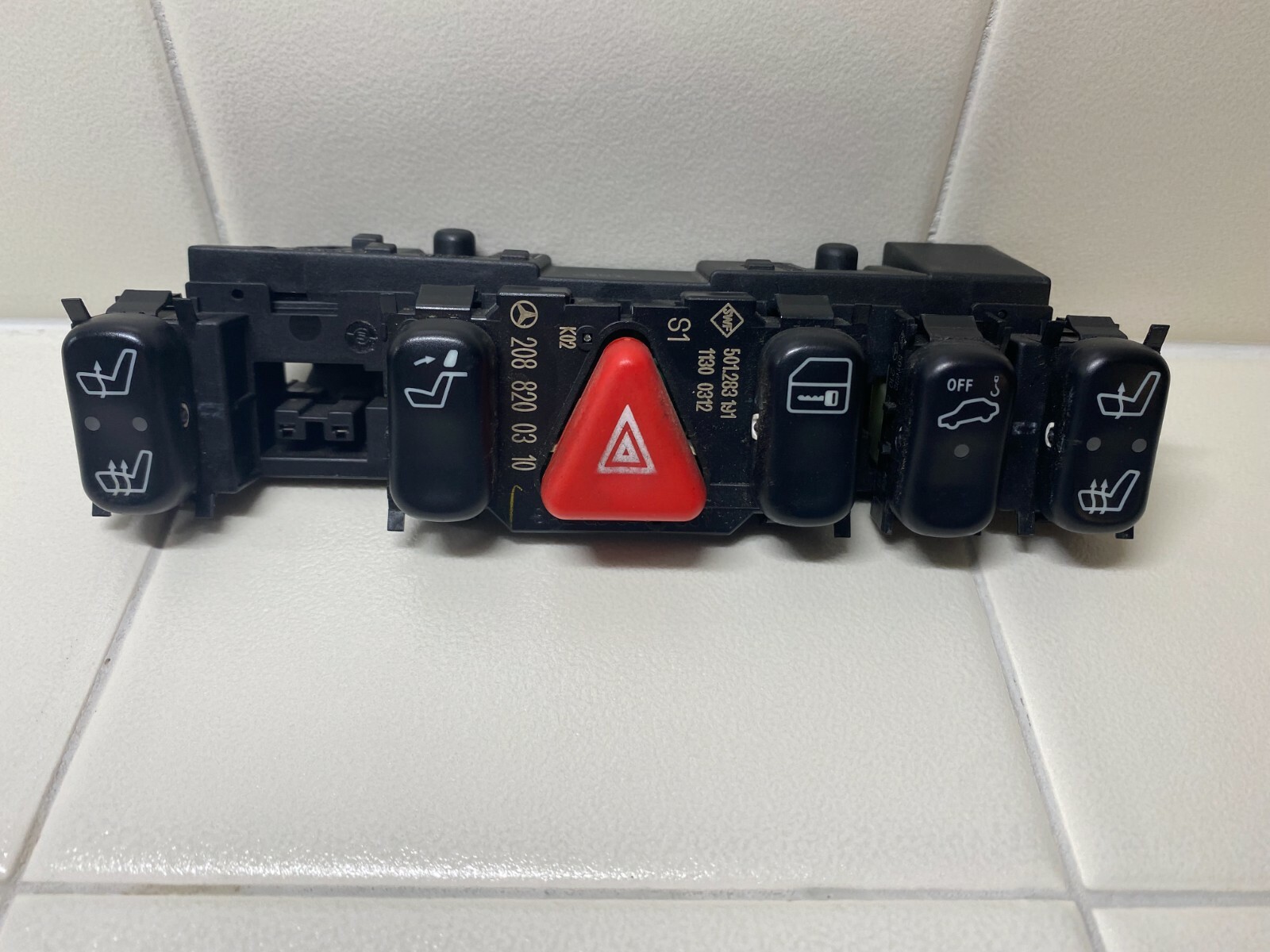 98-02 Mercedes W208 CLK430 CLK320 E320 Center Console Switch OEM ...