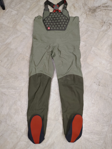 Simms Flyweight Goretex Stocking Foot Waders Size M/King Shoe 9 -11 | eBay