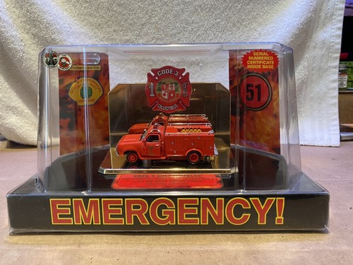 CODE 3 COLLECTIBLES 1:64 EMERGENCY LOS ANGELES 51 RESCUE SQUAD MIB 2001 ...